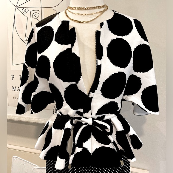 Gracia | Jackets & Coats | Gracia Black And White Spotted Cape | Poshmark